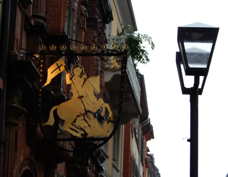 EXPLORING HEIDELBERG CASTLE - Passage For Two